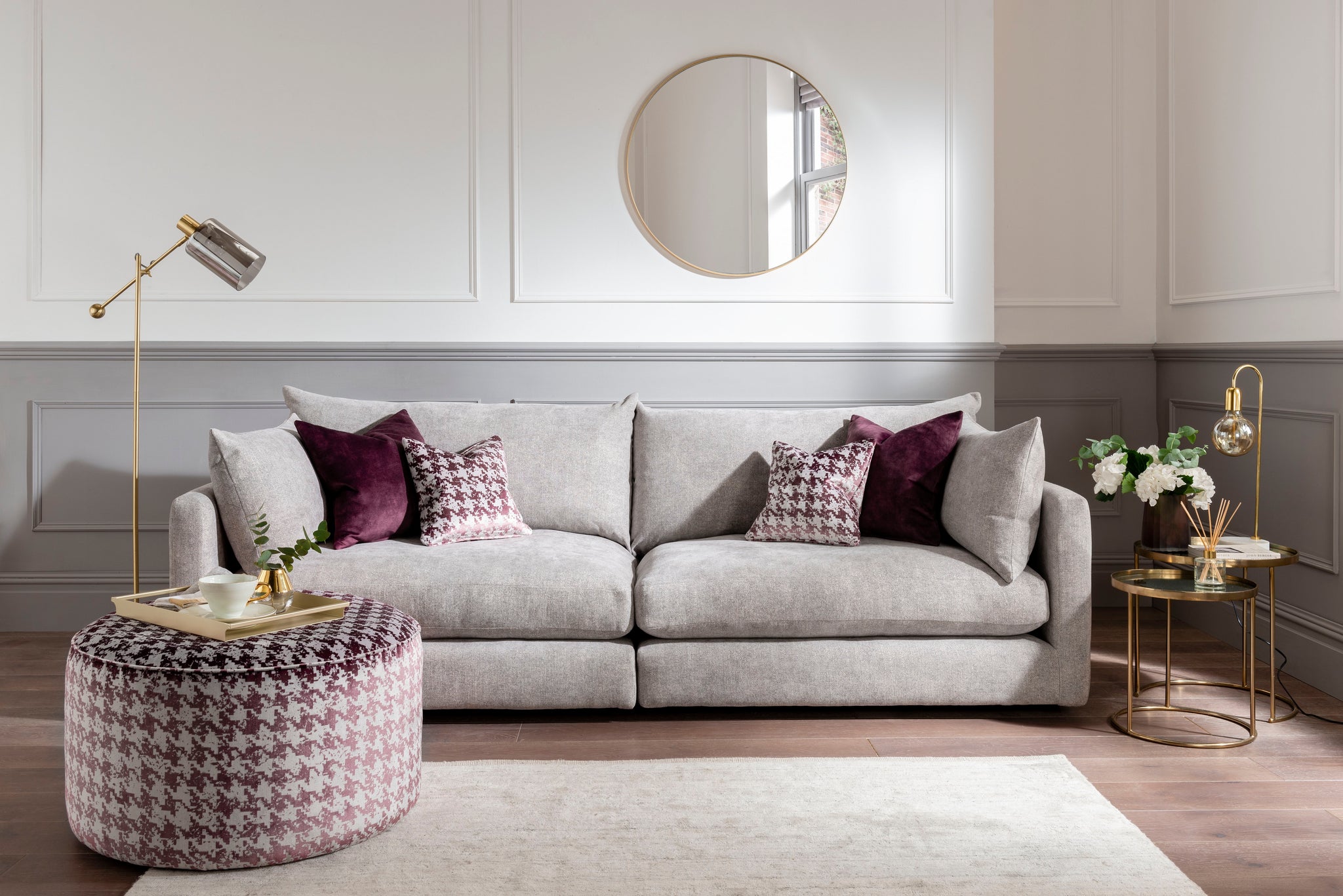 Lewis Sofa – Diamond Furniture